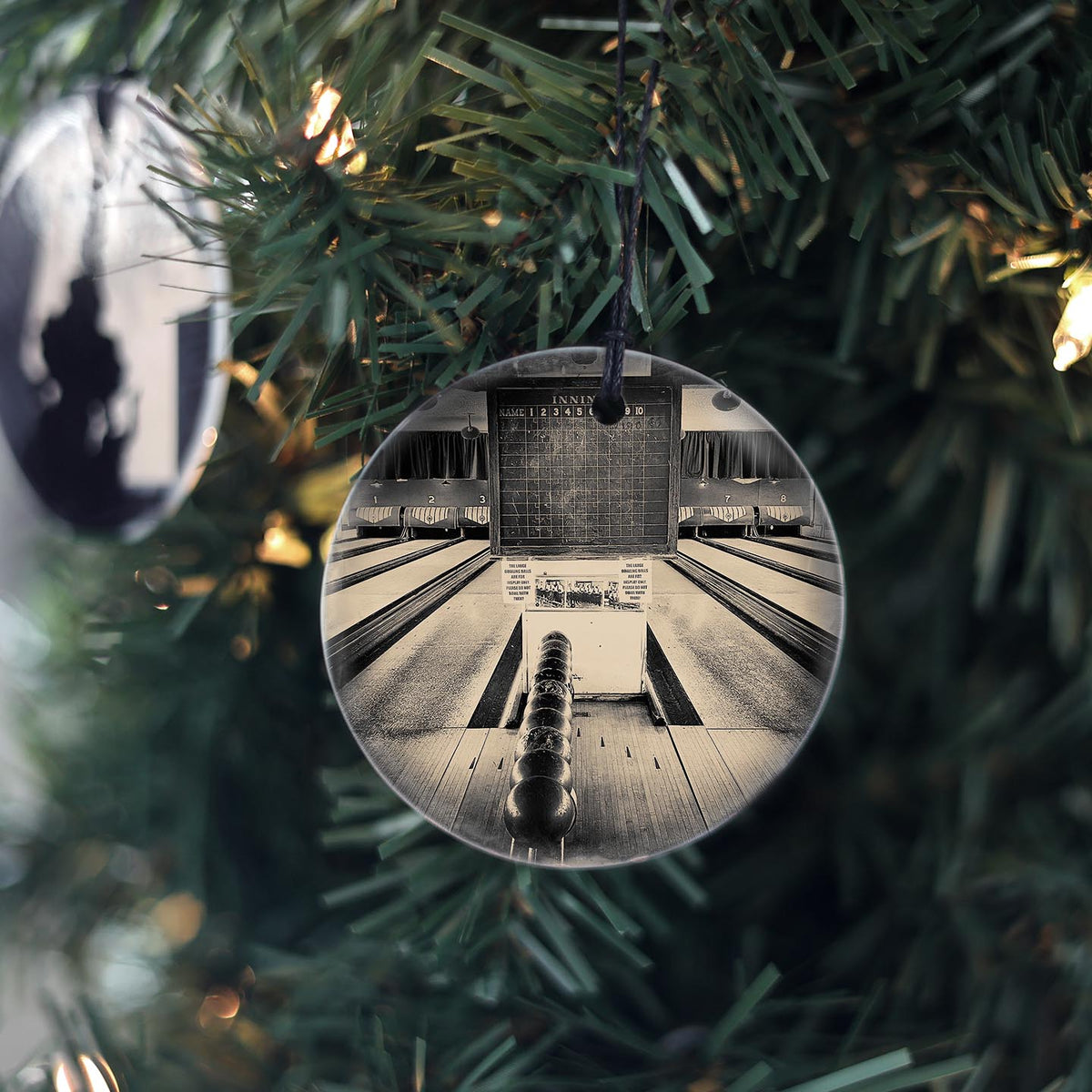 Bowling Alley Score Board – Cityscape Tiles