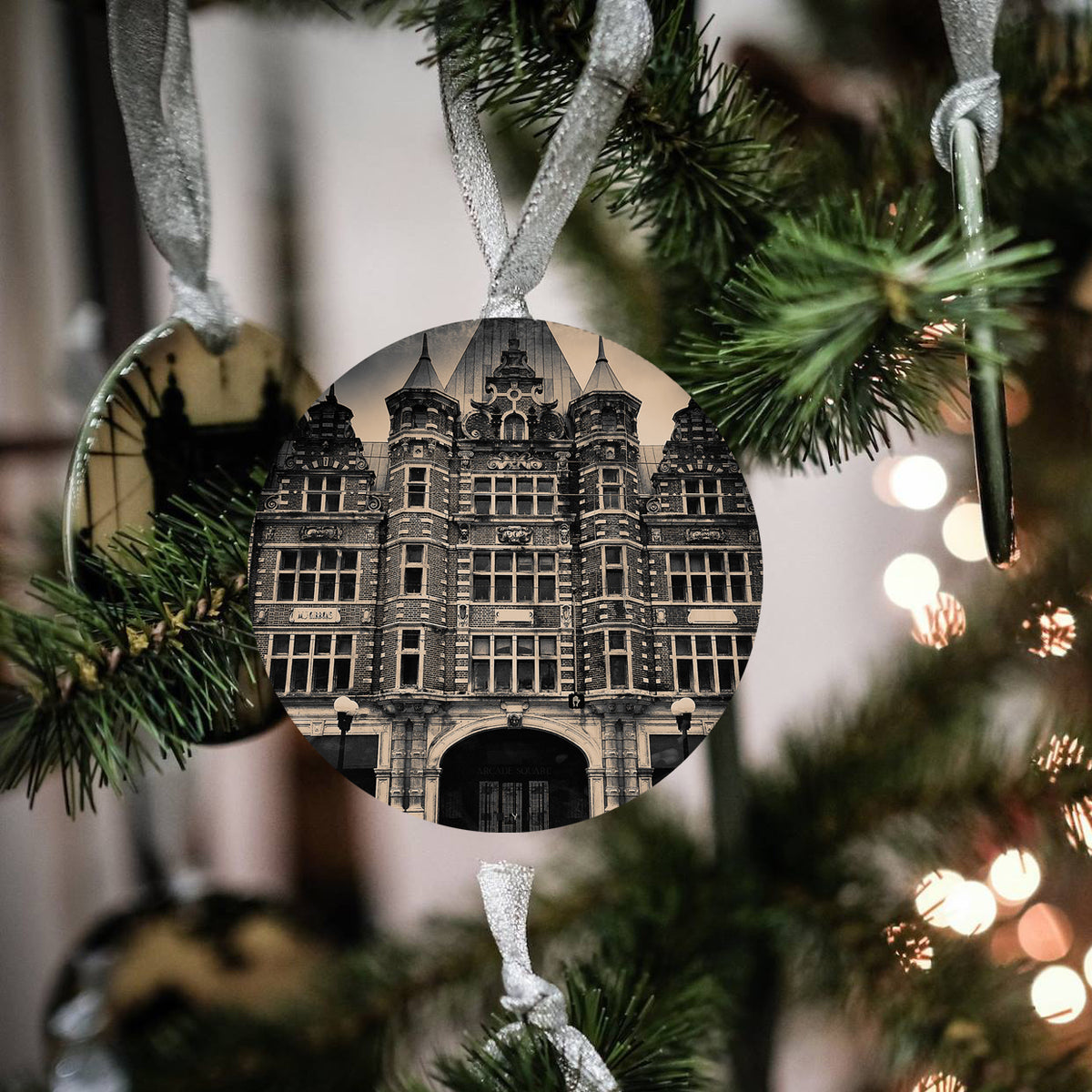 Arcade Building | Cityscape Tiles